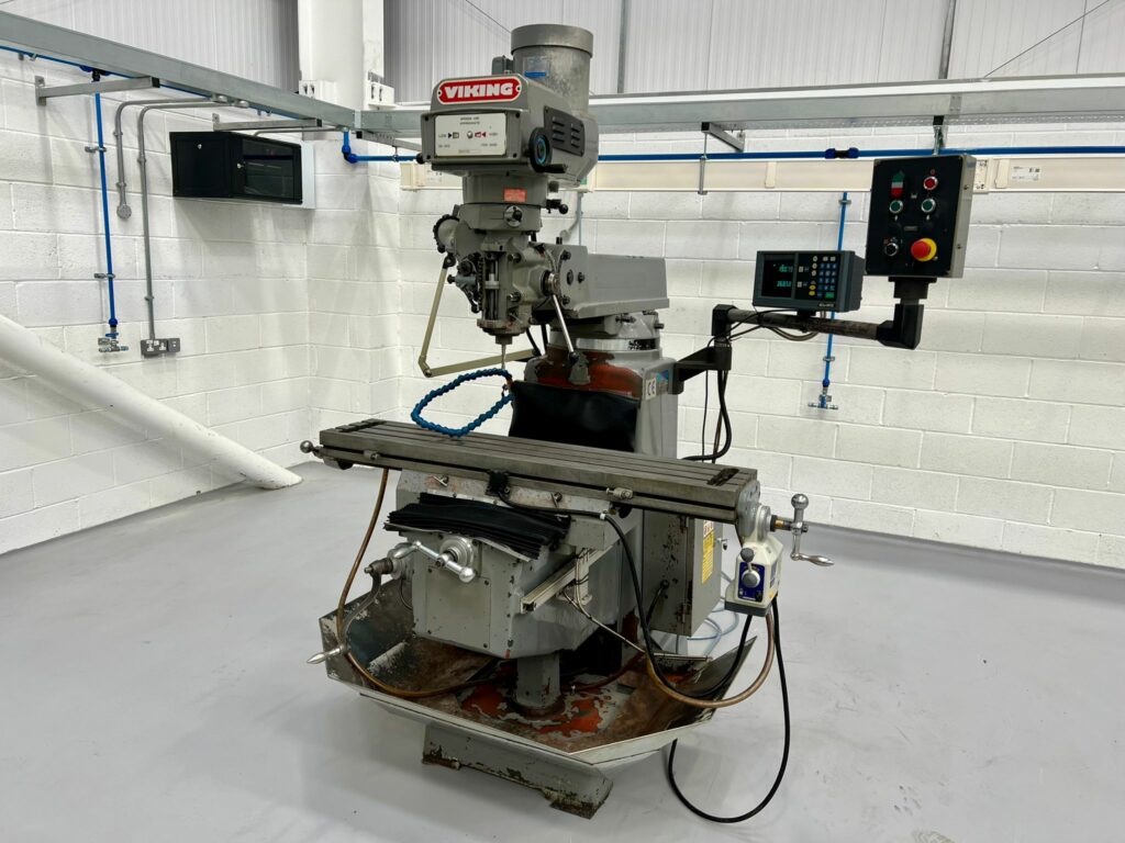 VIKING VM4VS Turret Mill with DRO - GM Machinery